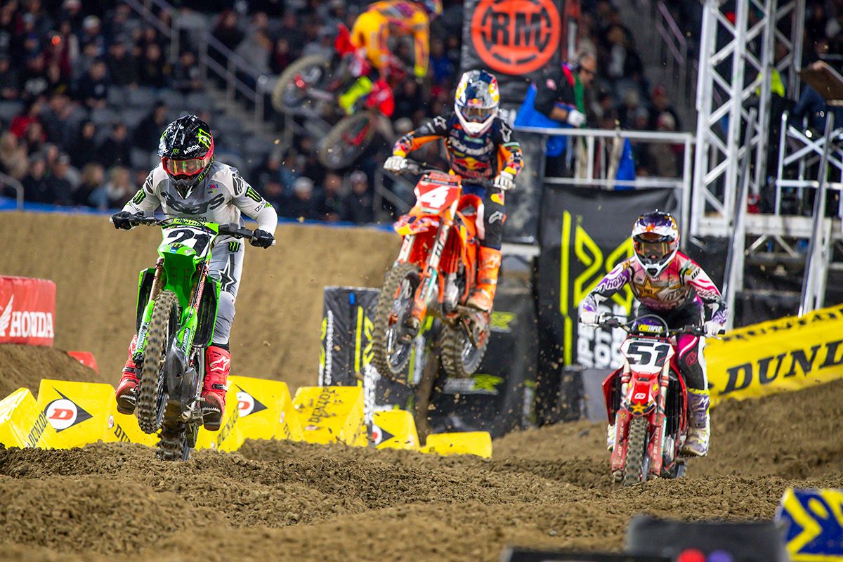 Captured: 2025 Supercross Rd2 San Diego - MotoOnline.com