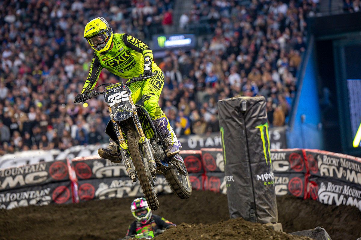 Wrist injury forces Robertson out of Anaheim 2 and Glendale ...