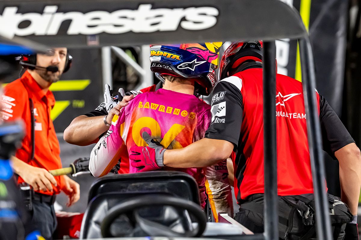 Shoulder damage forces Hunter Lawrence out of 450SX - MotoOnline.com